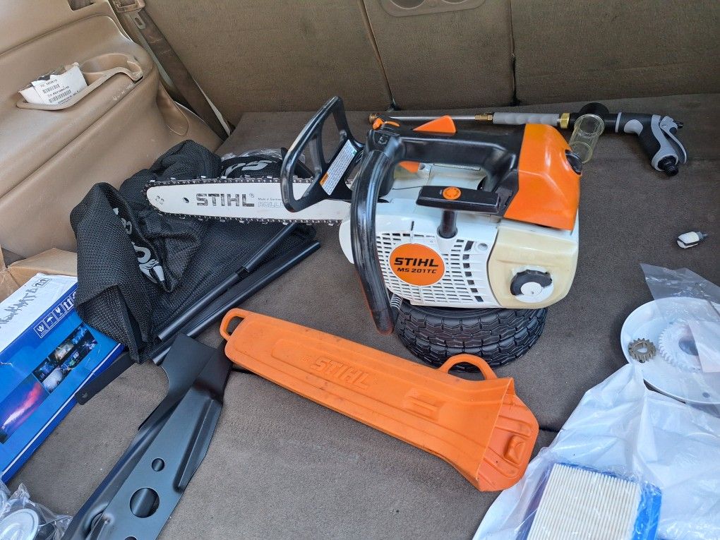 Chainsaw Stihl Ms201tc for Sale in Fullerton, CA - OfferUp