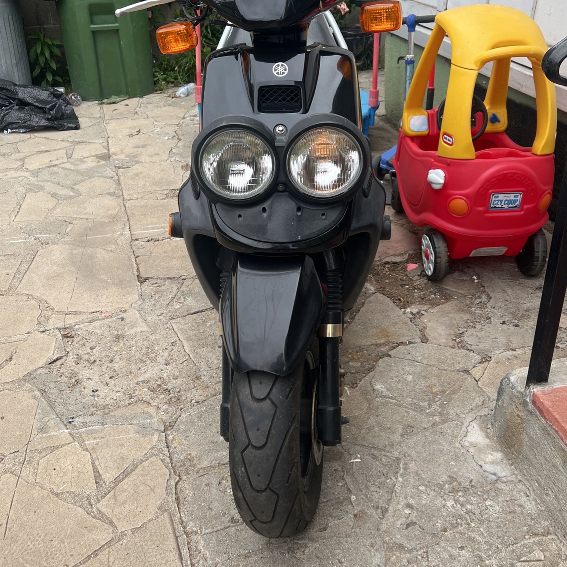2009 Yamaha Zuma 50cc for Sale in Los Angeles, CA - OfferUp