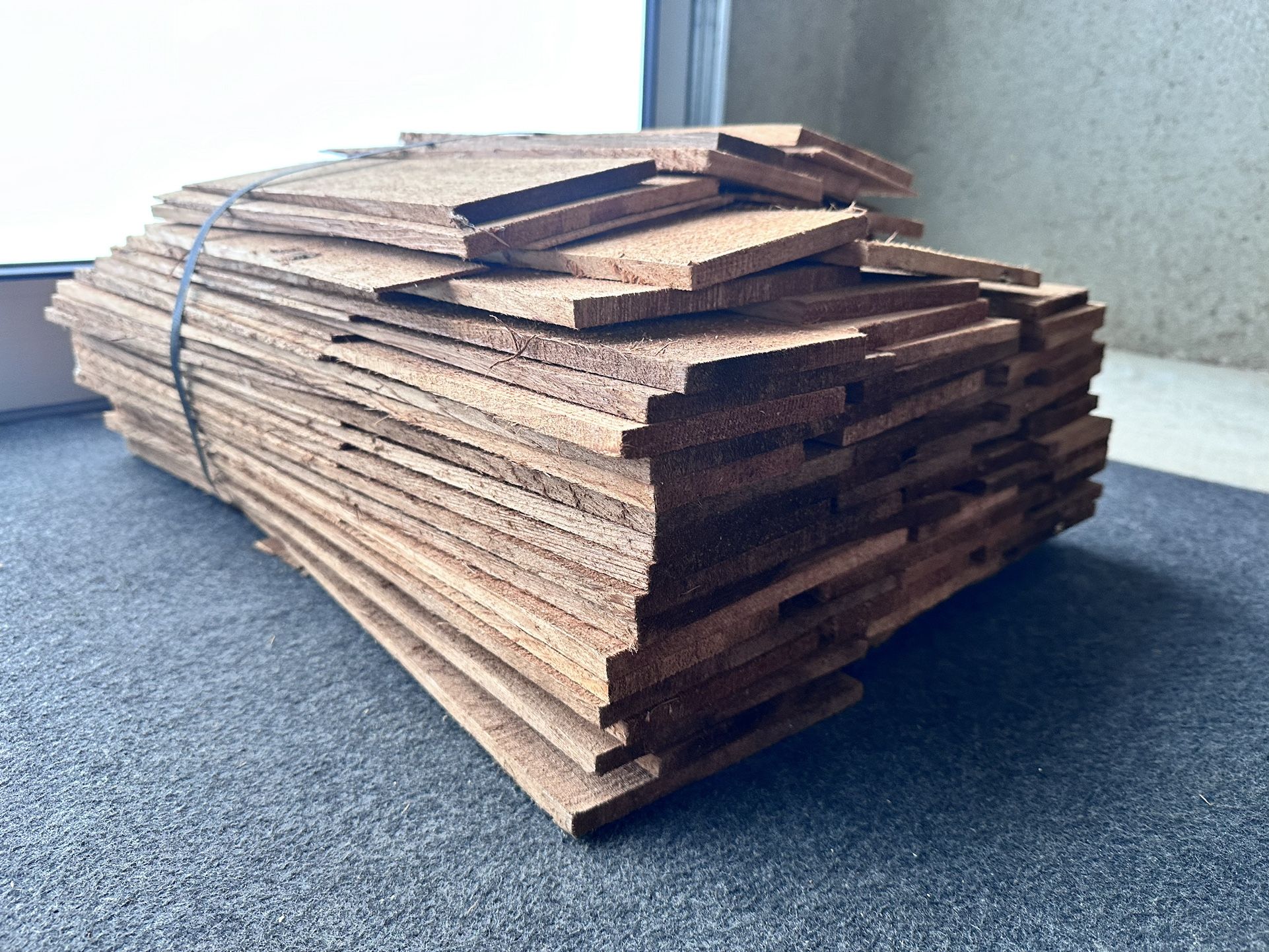 16" #1 Blue Label Cedar Shingles for Sale in Lakewood, WA - OfferUp