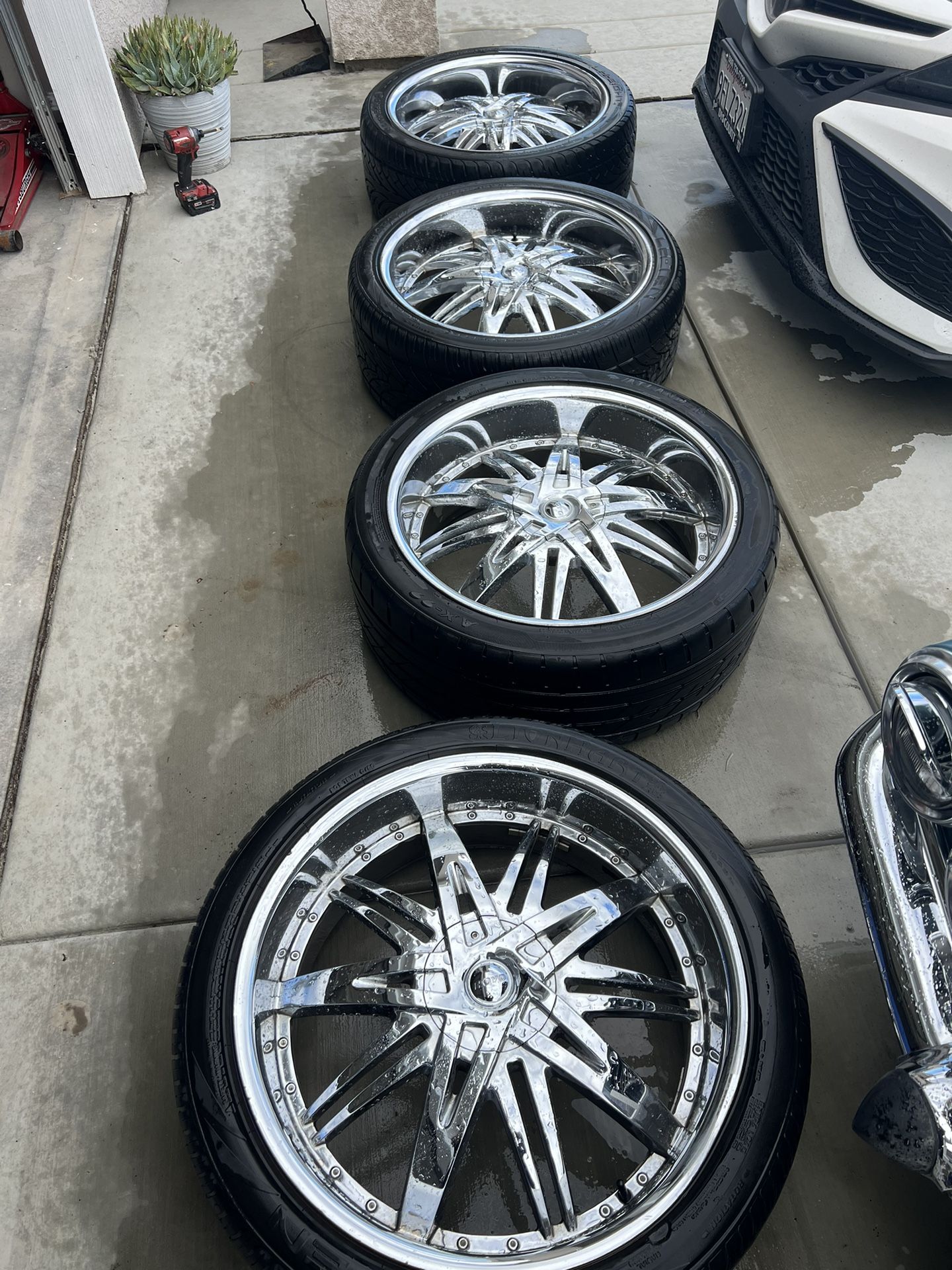 24 Inch Rims for Sale in Tulare, CA - OfferUp