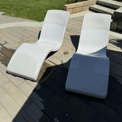 Used pool loungers for sale store