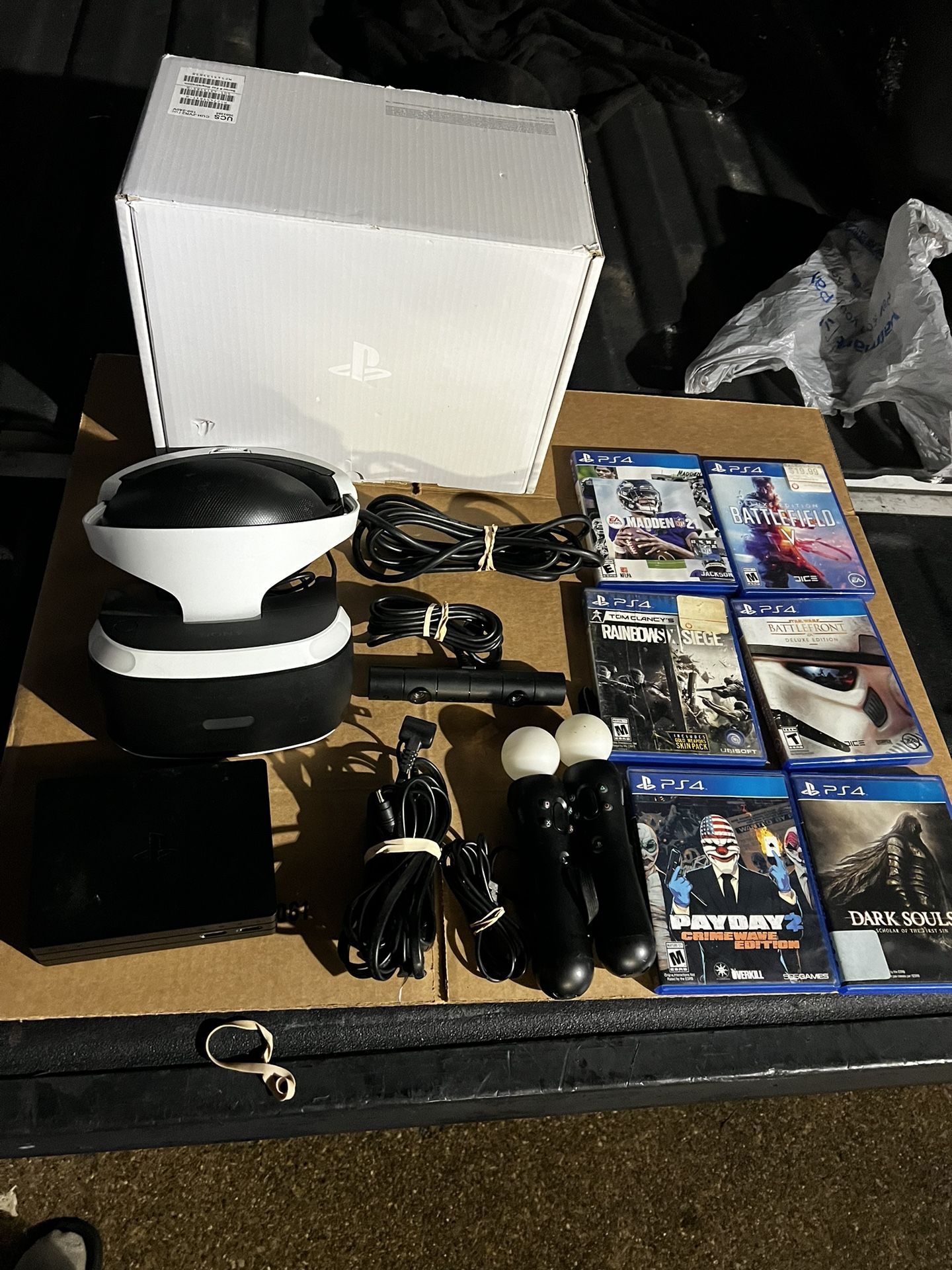 Sony Playstation 4 PS4 - VR Headset CUH-ZVR2 Processor Unit 6 Games 2 ...