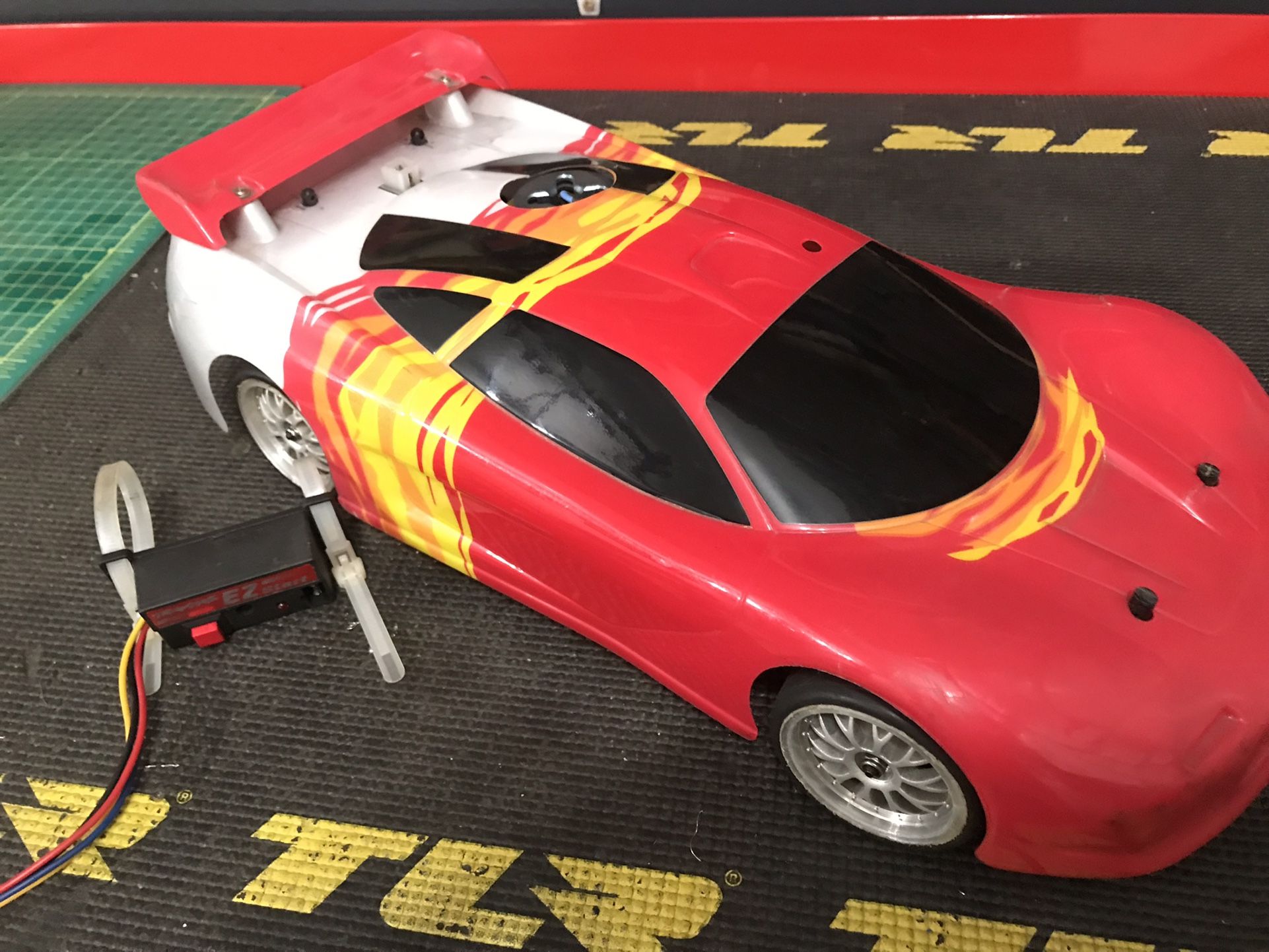 Traxxas Nitro 4-tec Rc Car with Ez Start for Sale in Hemet, CA - OfferUp