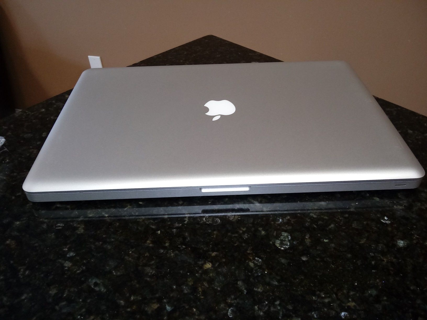 Apple 17" MacBook Mac Book Pro 17 inch Mojave OSX for Sale in Smyrna ...
