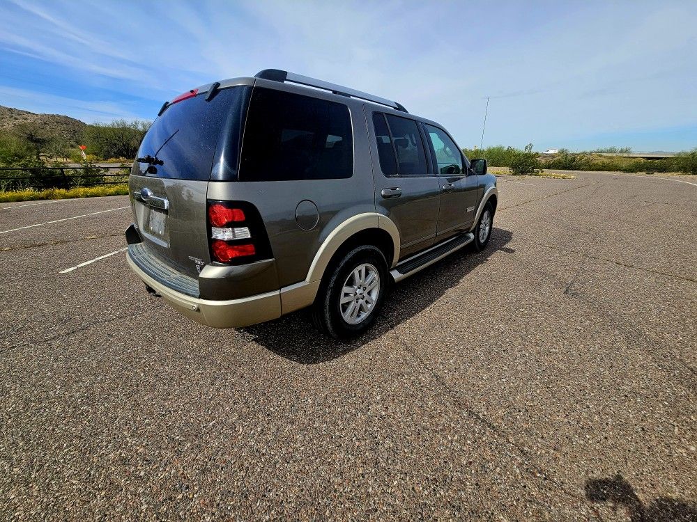 2006 Ford Explorer Similar to Honda Toyota Nissan Chevy Ford Dodge ...