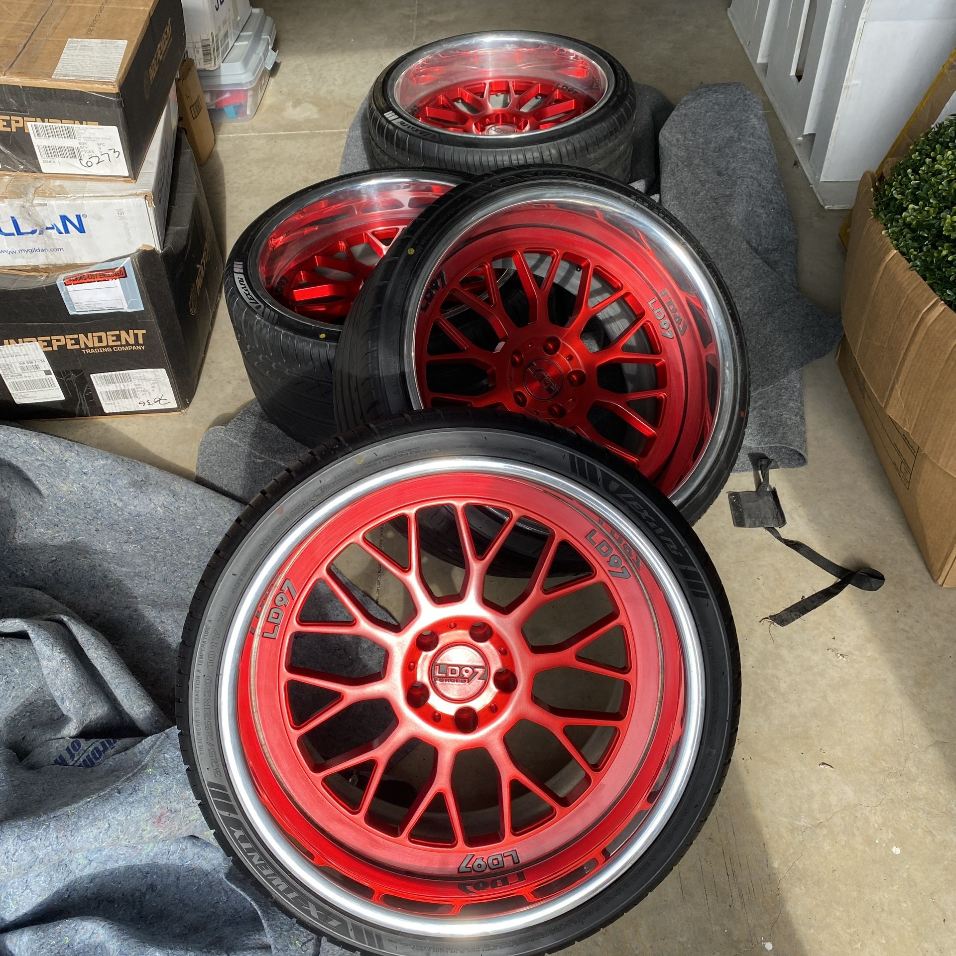 Red 20 Inch Dip Lip LD97 Wheels for Sale in Frisco, TX - OfferUp