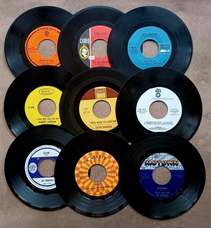 Lot of 75 45RPM records, mostly late 50's to mid 60's. for Sale in ...