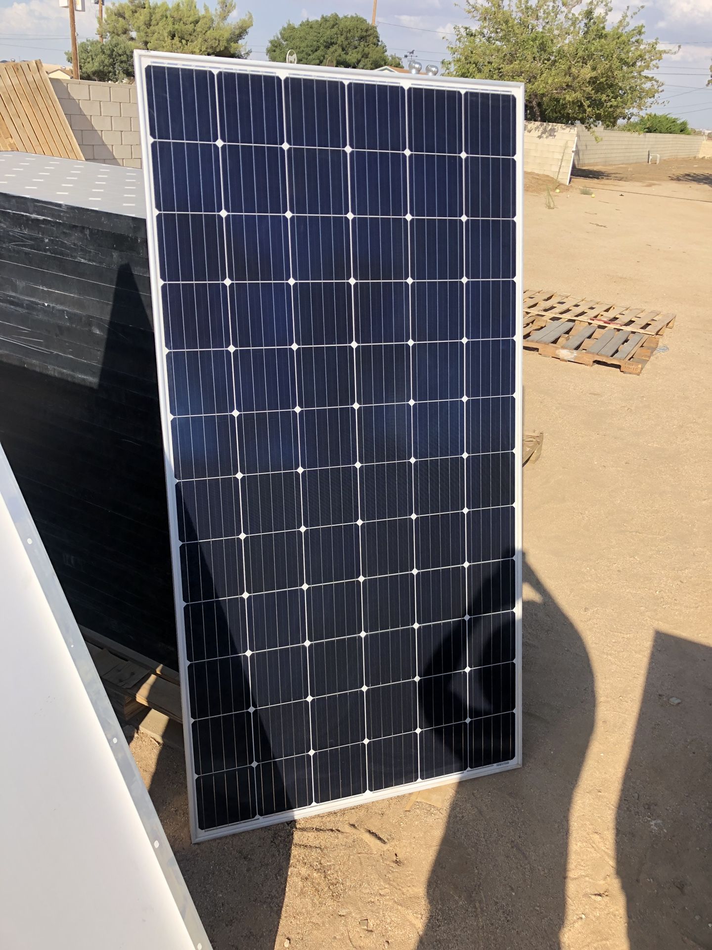 Jinco 365 W monocrystalline Solar Panels for Sale in March Air Reserve ...