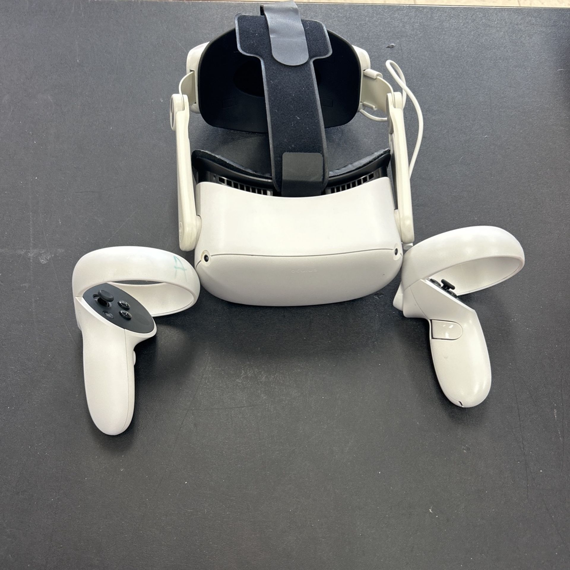 Oculus Quest 2 for Sale in San Antonio, TX - OfferUp