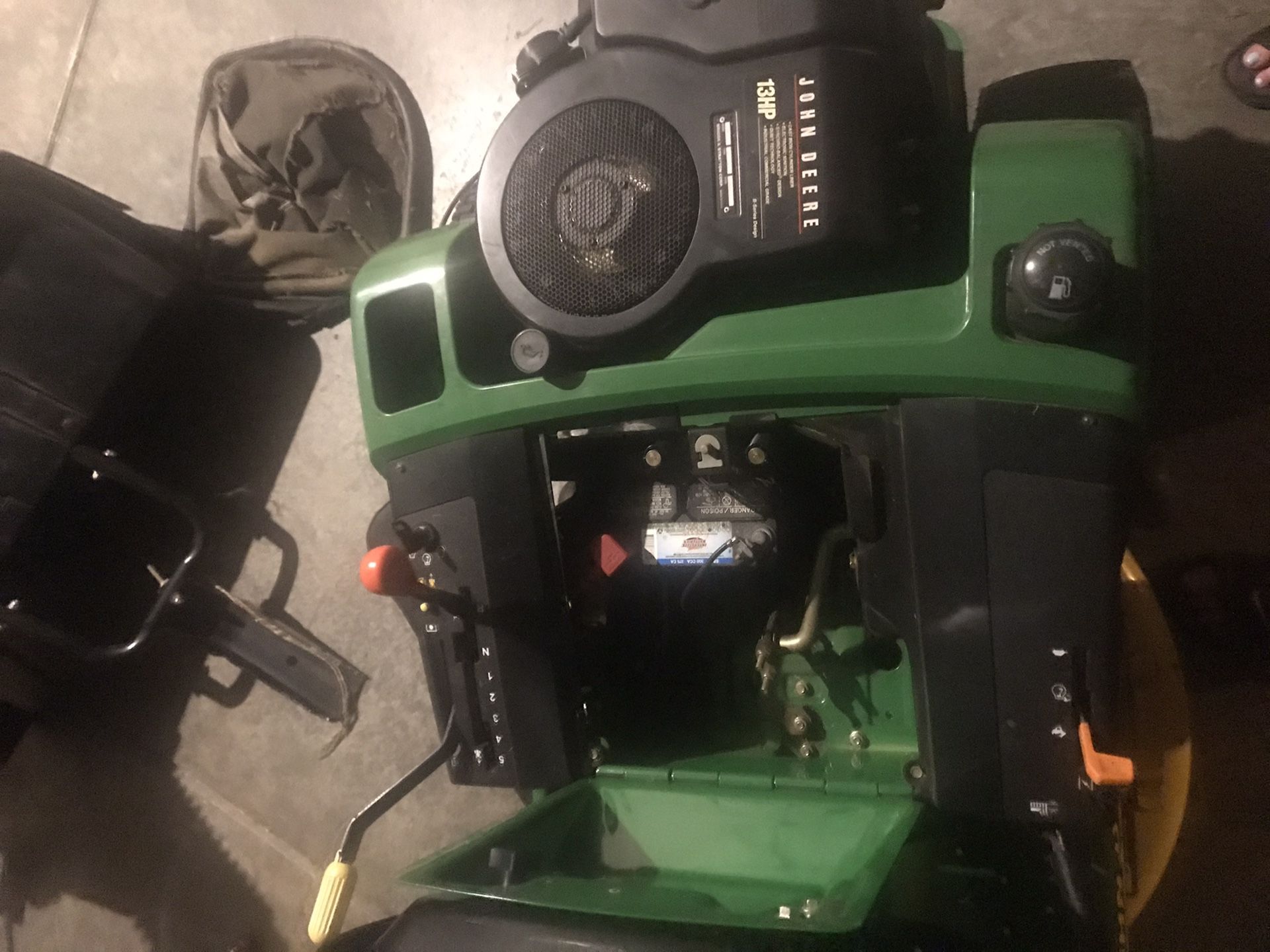 John Deere GX85 riding mower- used for Sale in Springfield, MO - OfferUp