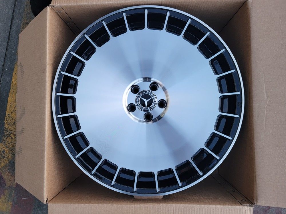 22" New Staggerd Wheels & New Tires For MERCEDES BENZ S560 for Sale in ...