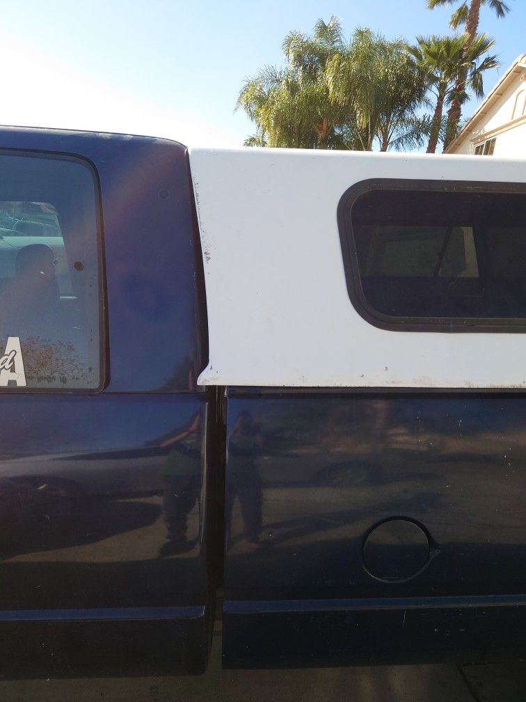 Ford/Chevy VISION 8ft Camper Shell White. for Sale in San Bernardino ...