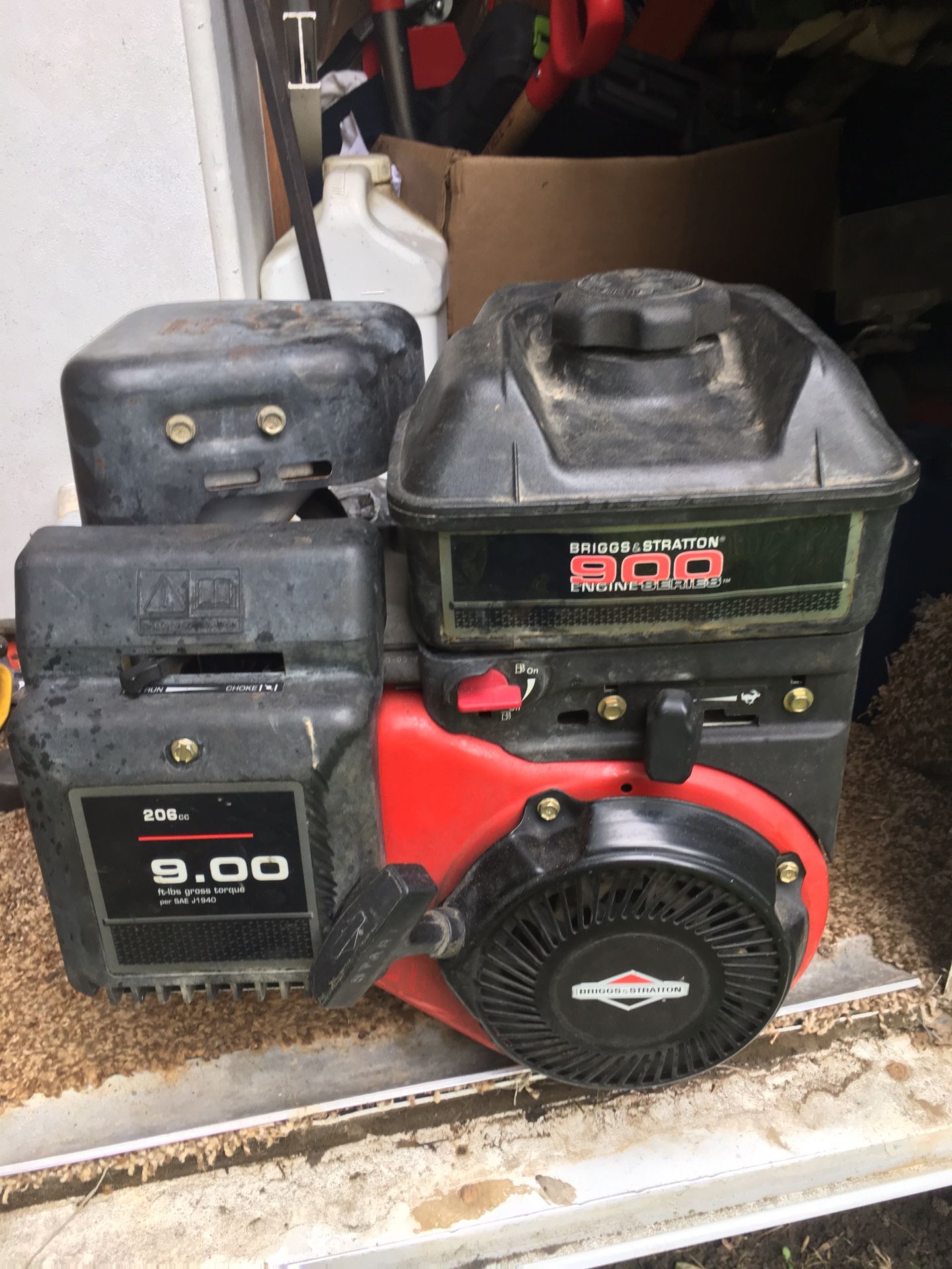 Briggs 5 hp 900 series side shaft for Sale in Ringgold, GA - OfferUp