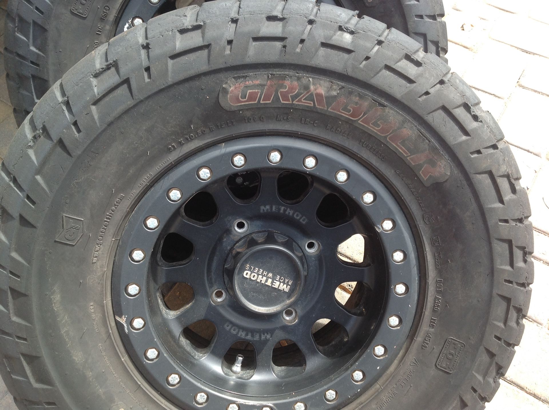 Method 401 Beadlocks 15" with 31" DOT TIRES rzr 1000 rzr turbo polaris ...