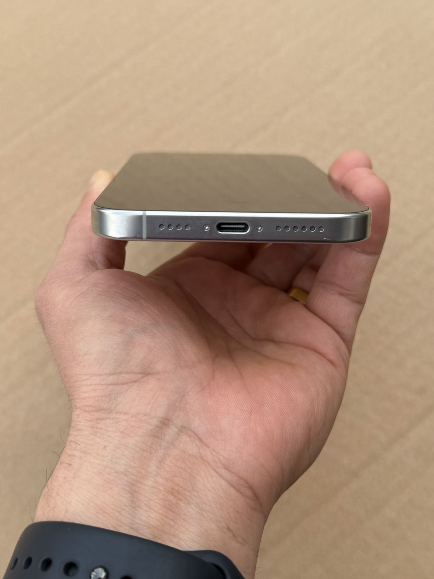 iPhone 16 Pro Max 256GB White Titanium – Unlocked – 99% Battery ...