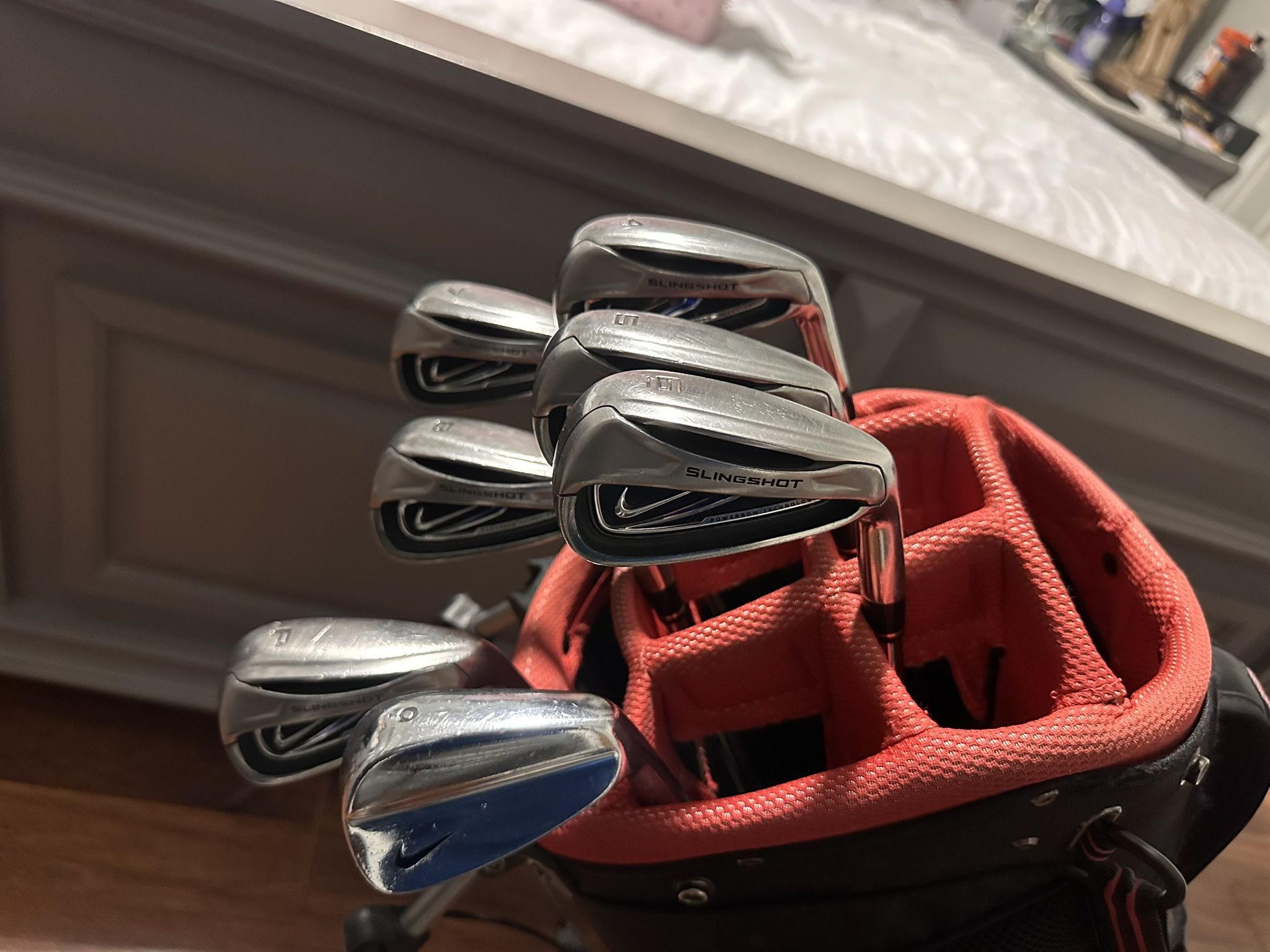 Nike Sling Shot 4-PW for Sale in El Paso, TX - OfferUp