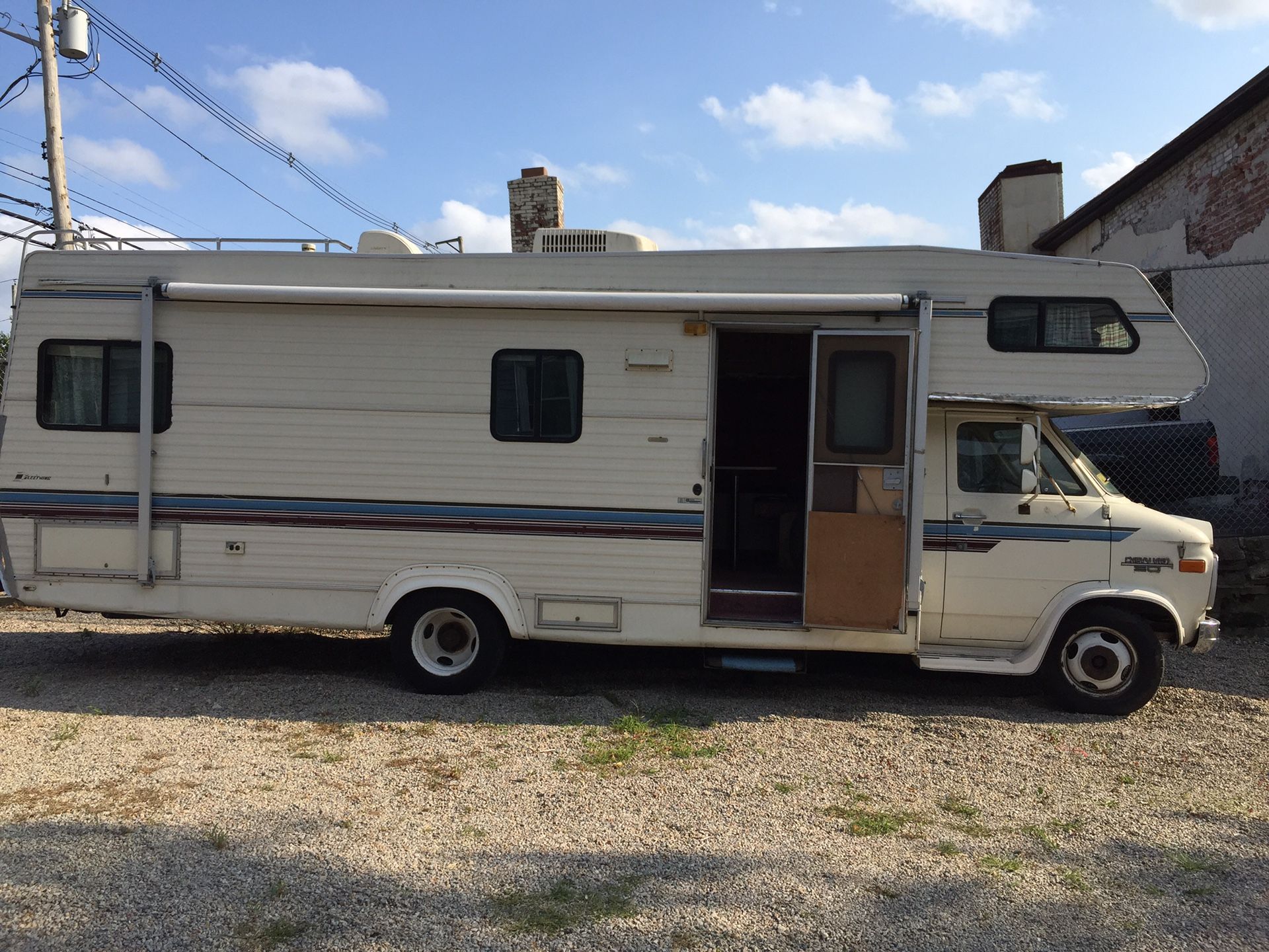 1987 Chevy Camper for Sale in Providence, RI - OfferUp