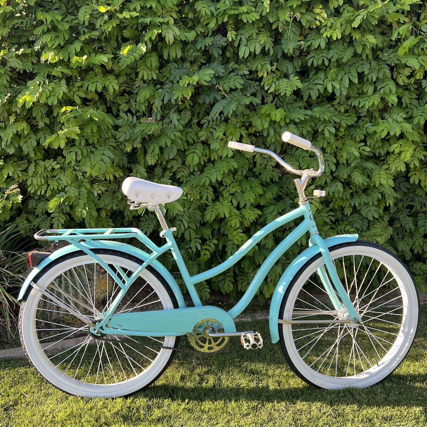 One Of A Kind Custom Tiffany co. Ladies Beach Cruiser for Sale in Indio CA OfferUp