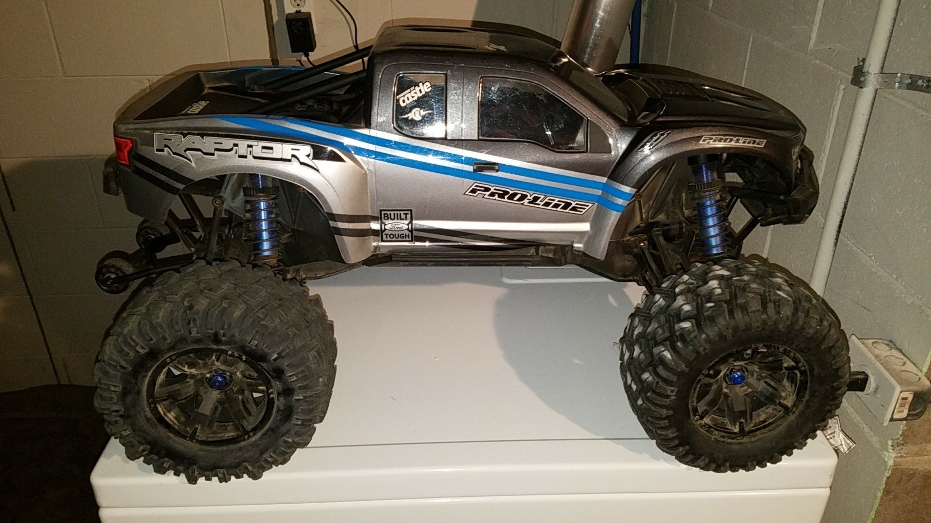 Traxxas xmaxx 6s for Sale in Saint Paul, MN - OfferUp