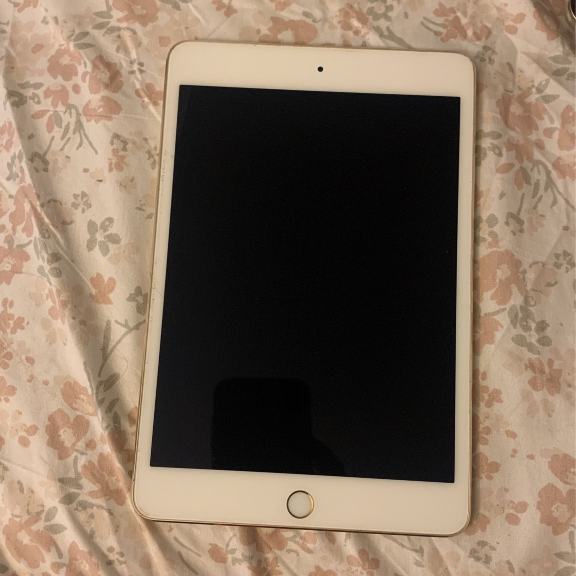 Mini Ipad. 4th Generation for Sale in San Diego, CA - OfferUp