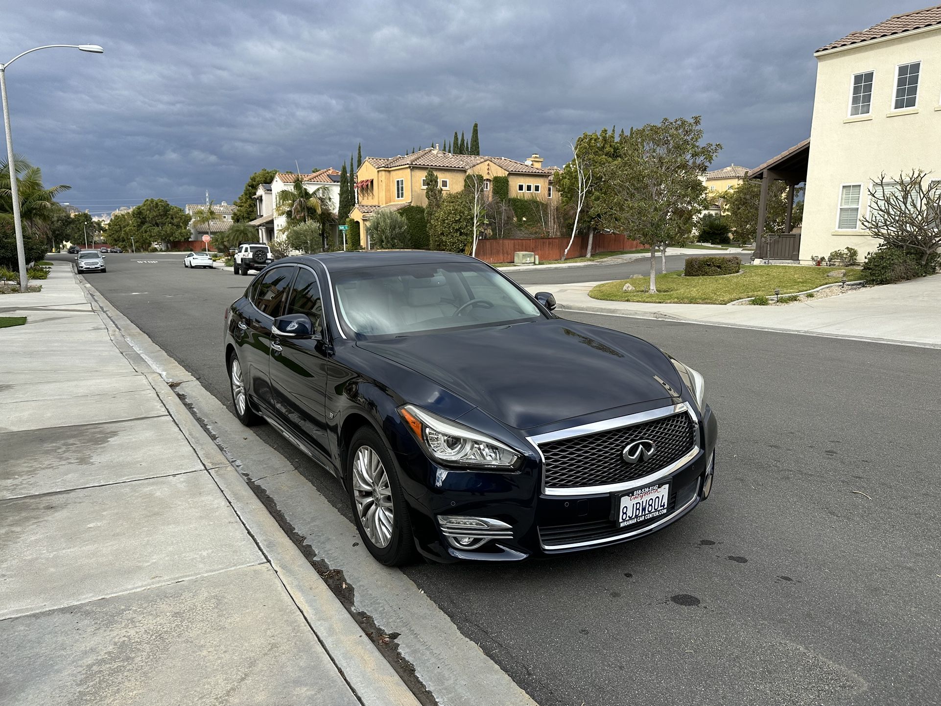2015 Infiniti Q70l for Sale in San Diego, CA - OfferUp