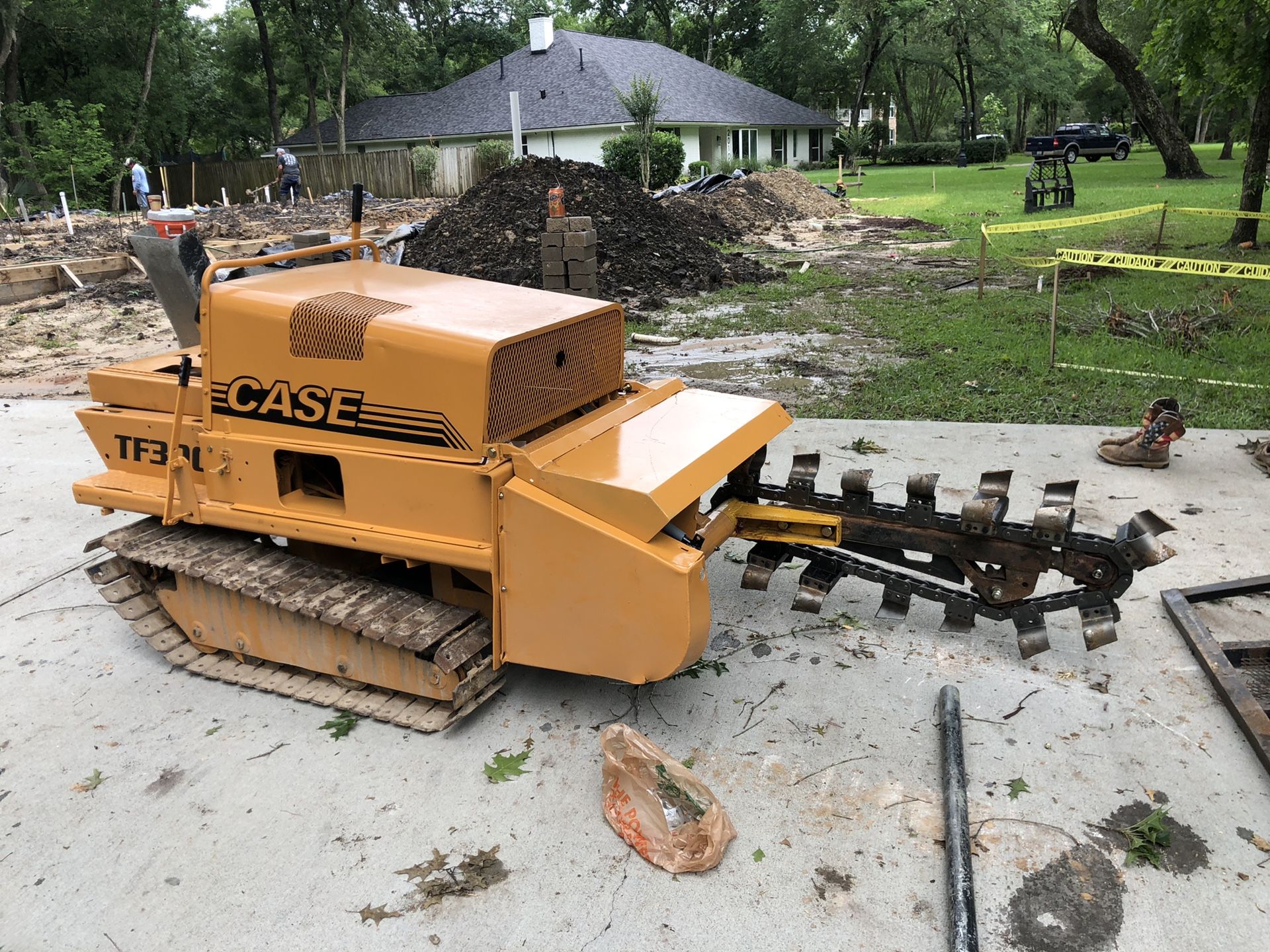 Case Trencher Tf300