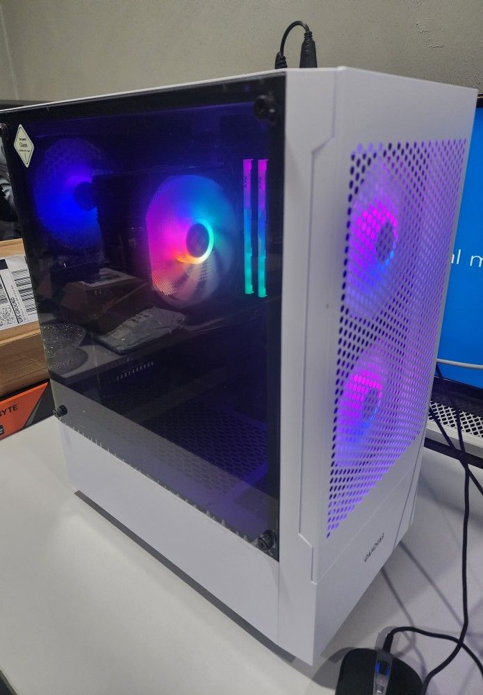 RGB GAMING PC for Sale in Virginia Beach, VA - OfferUp