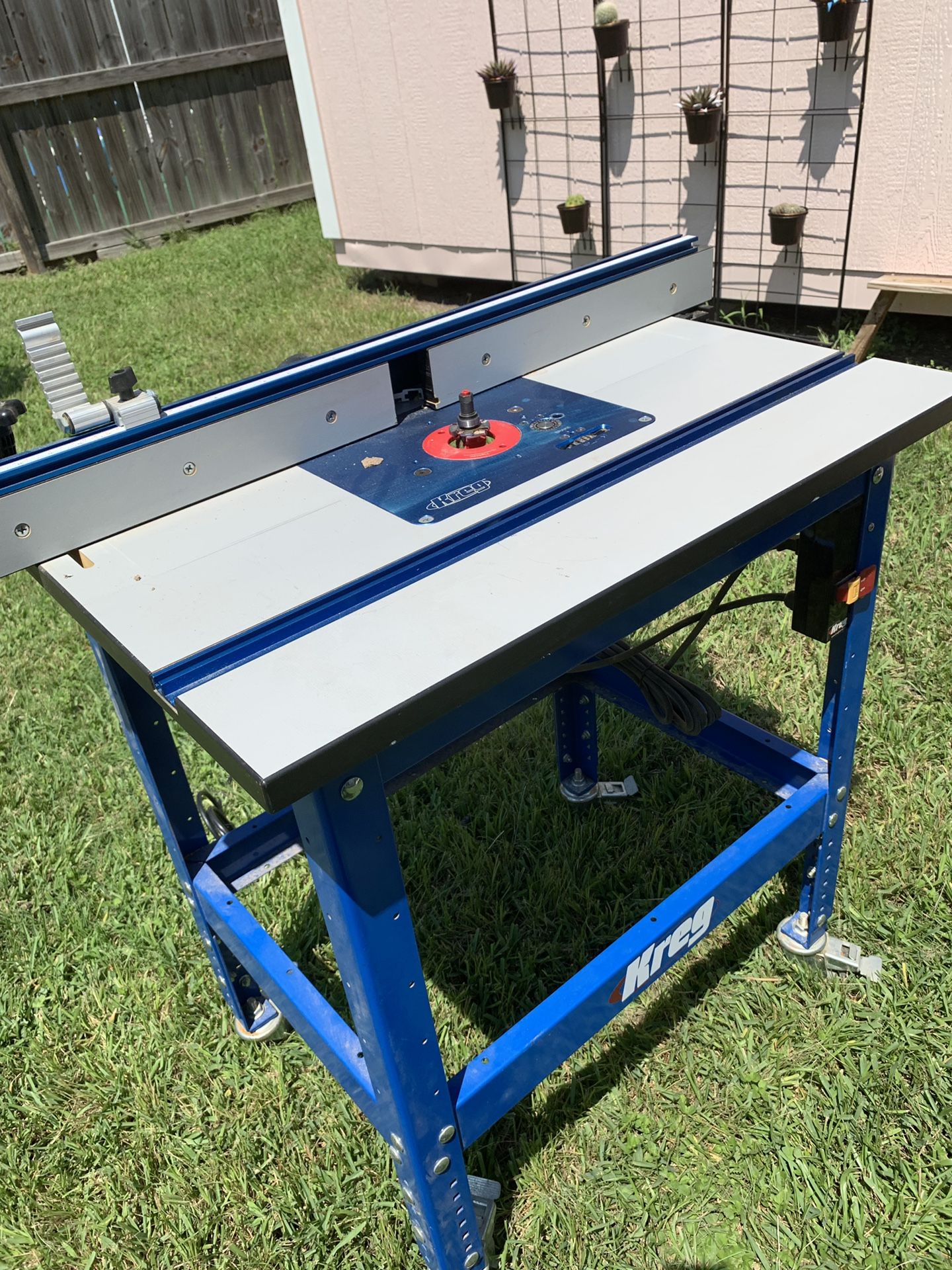 Kreg Precision Router Table — Dewalt for Sale in Houston, TX - OfferUp
