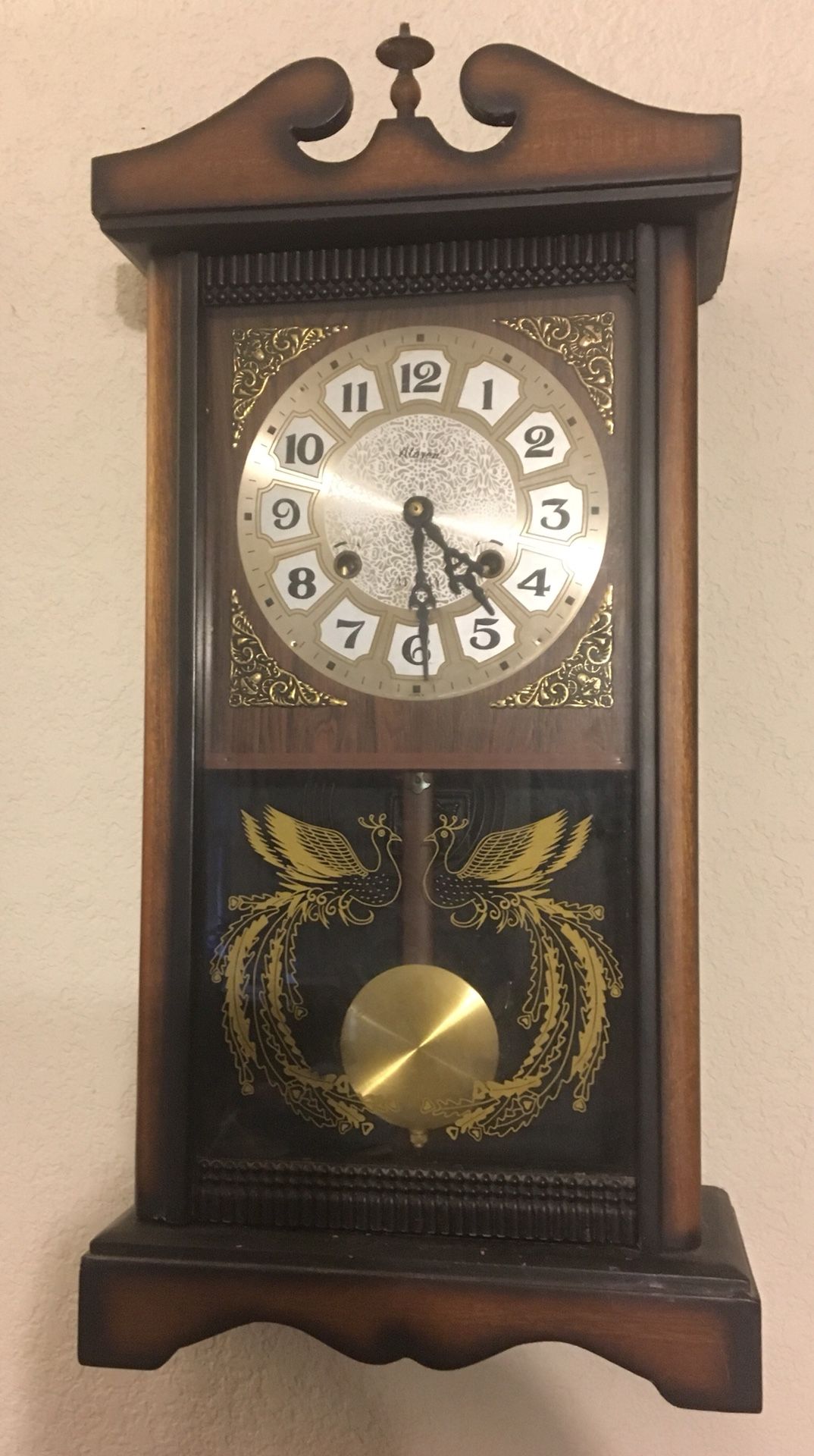 Vintage Alaron 31 Day Mantle or Wall Clock for Sale in Copperas Cove ...