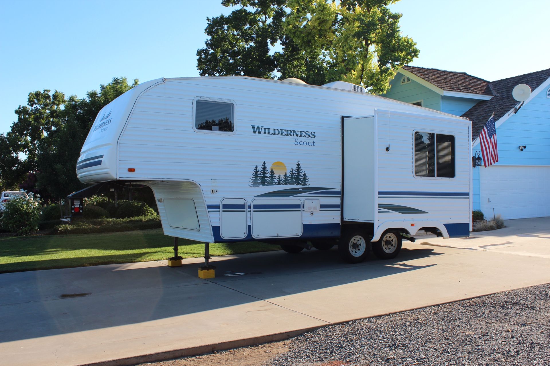 2007 Wilderness Scout Fifth Wheel Camper Trailer by Fleetwood for Sale ...