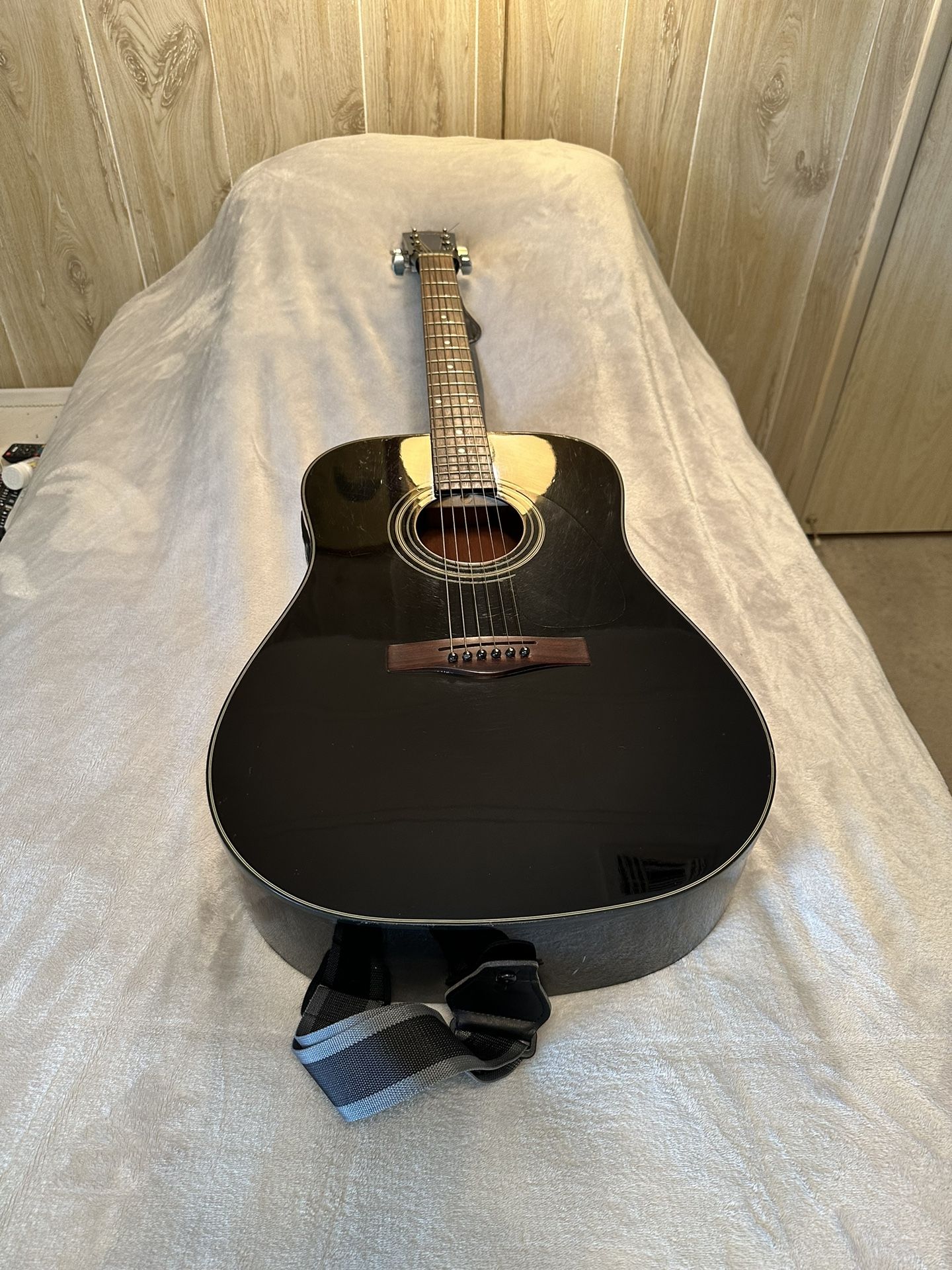 Fender Solid Black Acoustic Electric Guitar#DG11-E for Sale in Bartow ...