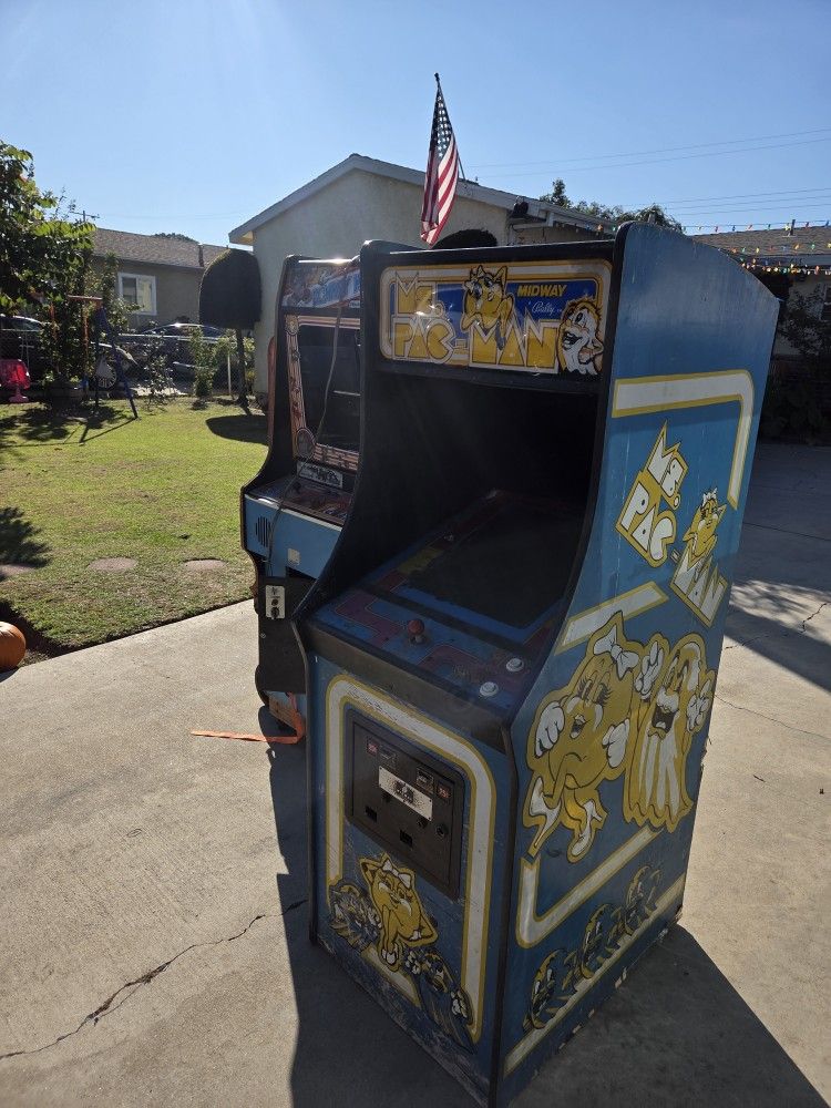 Arcade for Sale in Anaheim, CA - OfferUp
