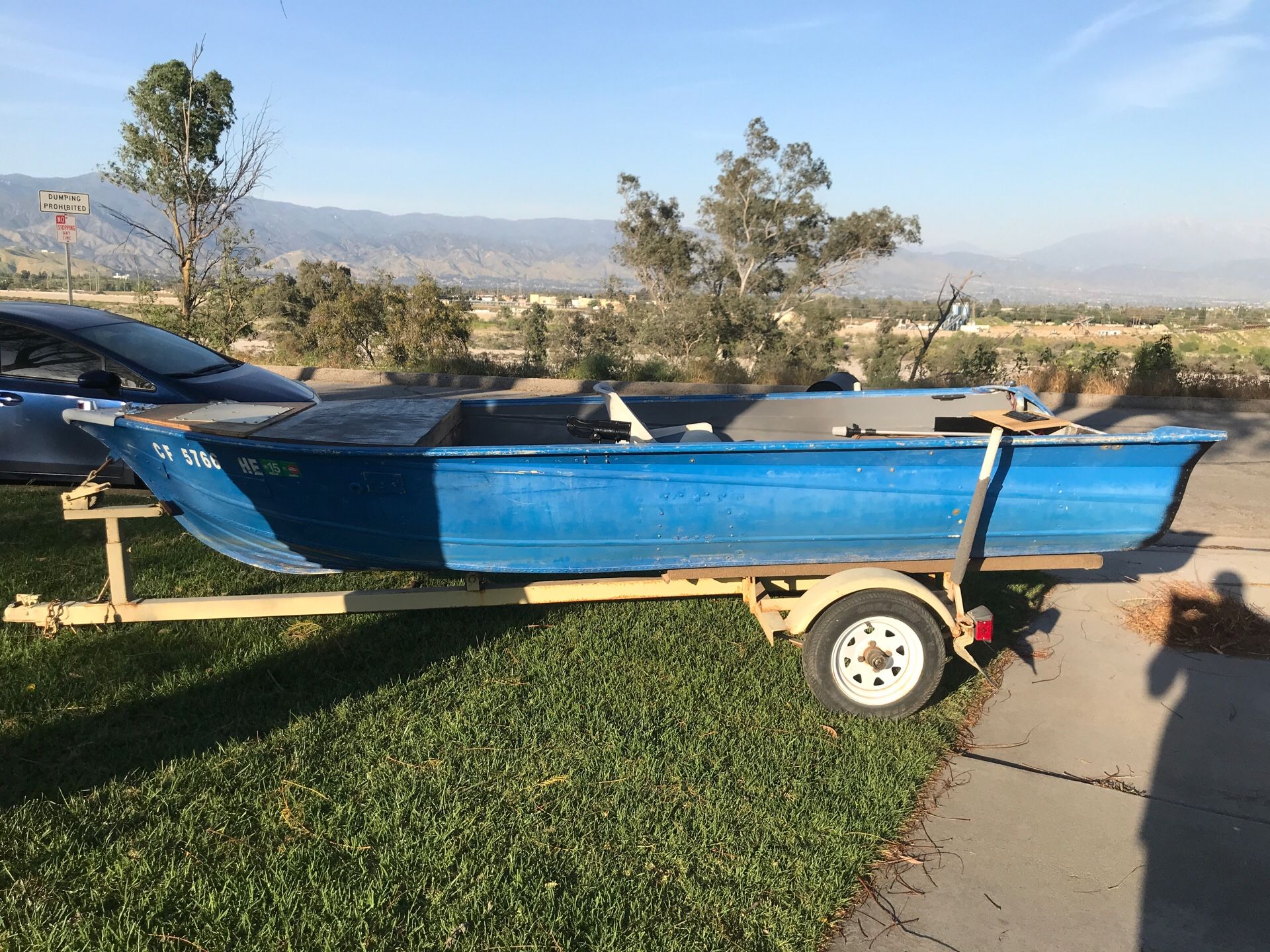 14 foot valco aluminum boat for Sale in San Bernardino, CA - OfferUp