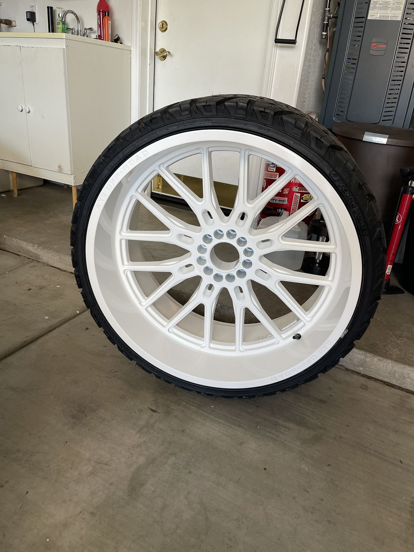 6 Lug Chevy 26 Inch Rims for Sale in Glendale, AZ - OfferUp