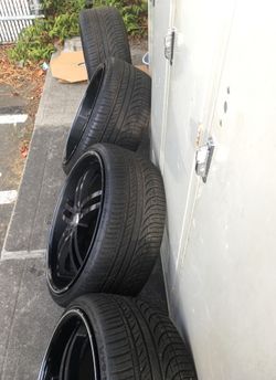 22 inch Status Staggered rims for Sale in Bellevue, WA - OfferUp