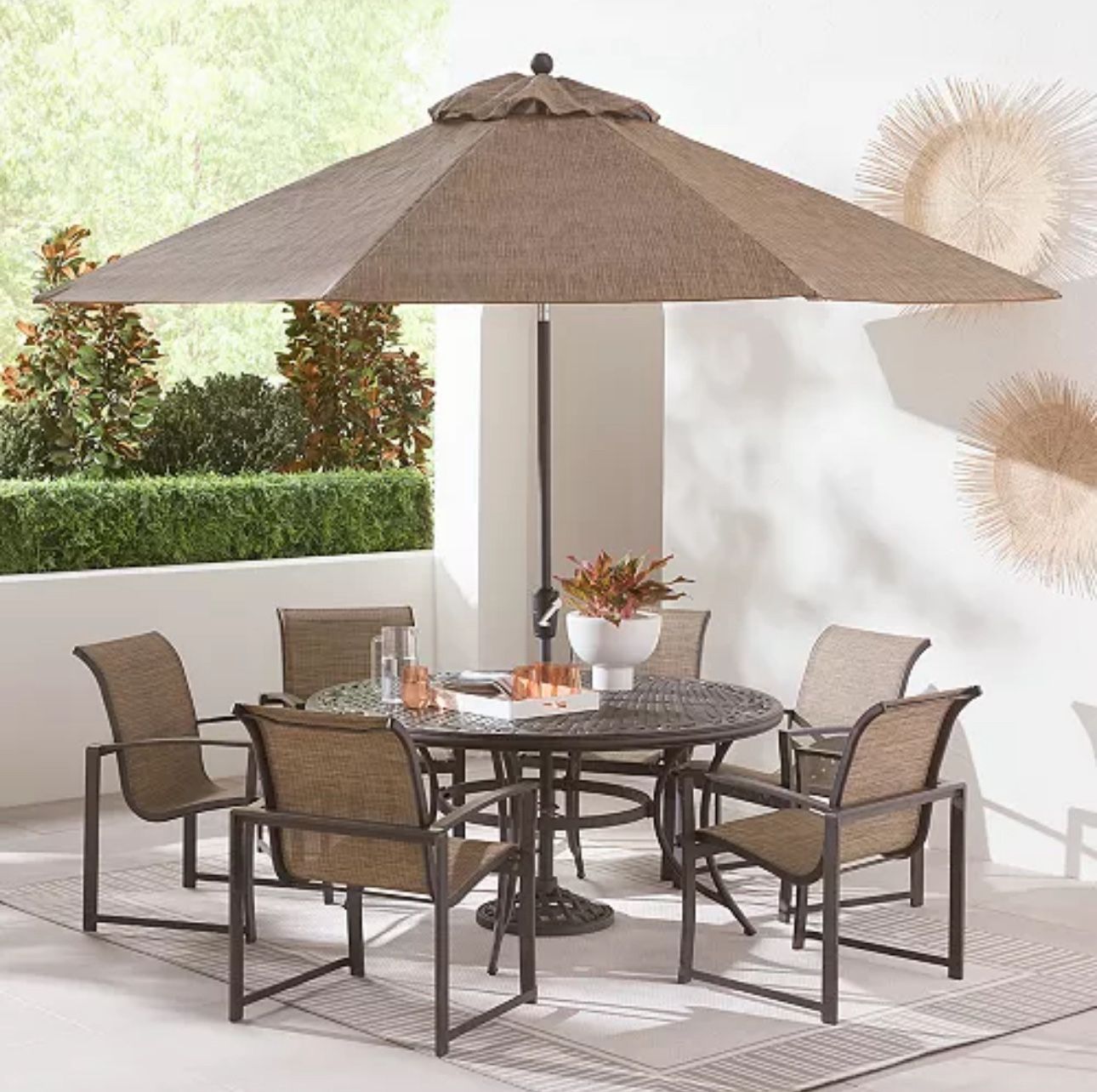 Agio Wythburn Outdoor Dining 7pc Set (60" Round Table & 6 Sleek Sling ...