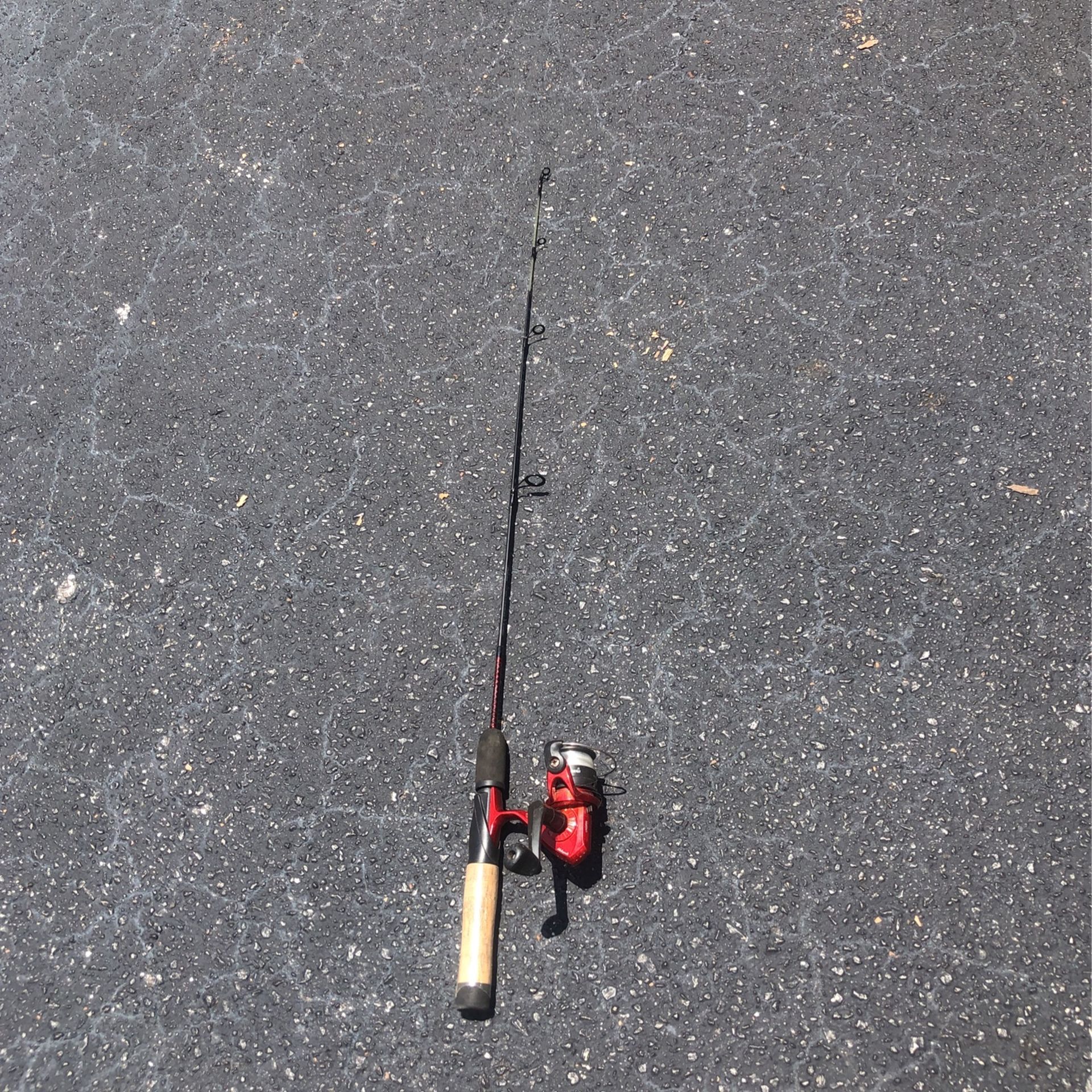 Shakespeare Uglystik 36” Dock Runner Fishing Pole for Sale in Tampa, FL ...
