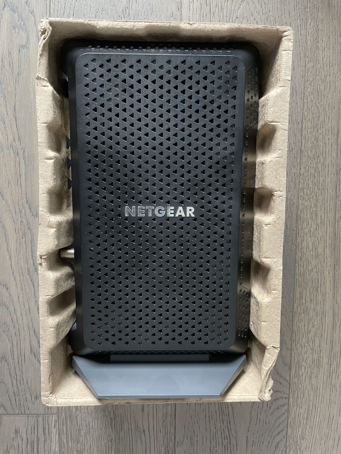 NETGEAR Nighthawk Cable Modem CM1200 - Compatible with all Cable ...