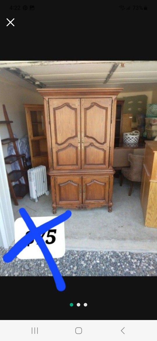Nice Storage Cabinet Solid Oak 2 Peices for Sale in Kelso, WA - OfferUp