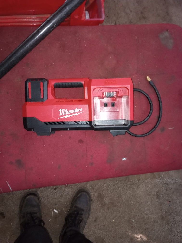 Milwaukee M18 Tire Inflator For Sale In Kent Wa Offerup
