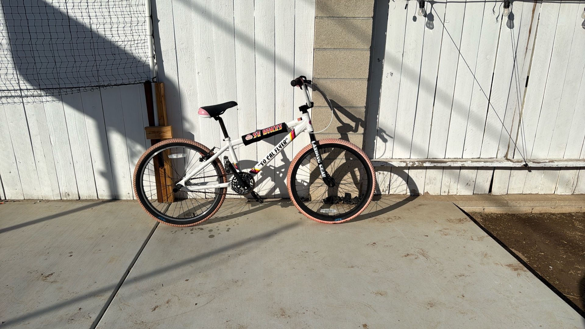 24inch SoCal Flyer Se Bike for Sale in Corona, CA - OfferUp