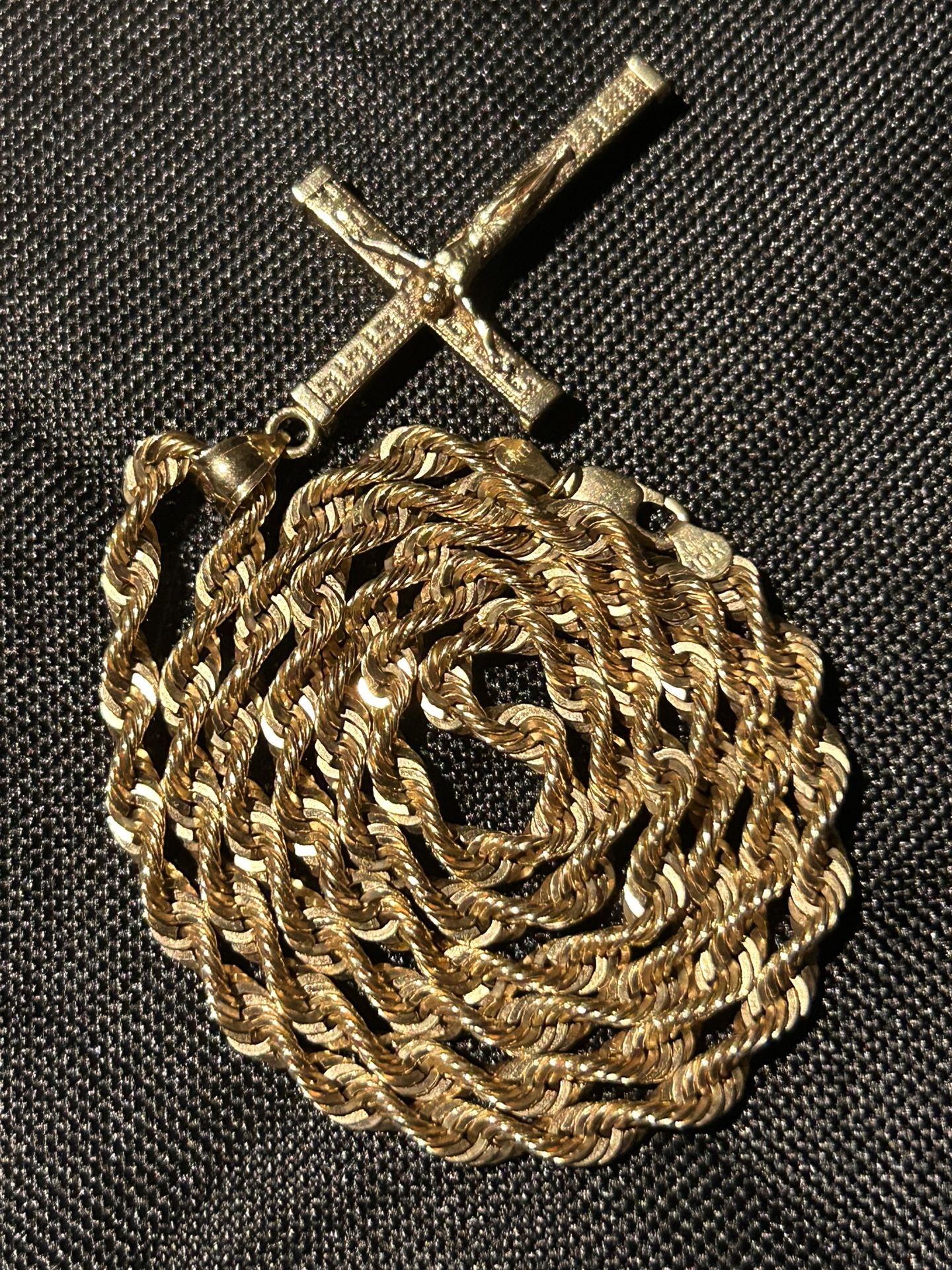 Gold Chain for Sale in San Antonio, TX - OfferUp
