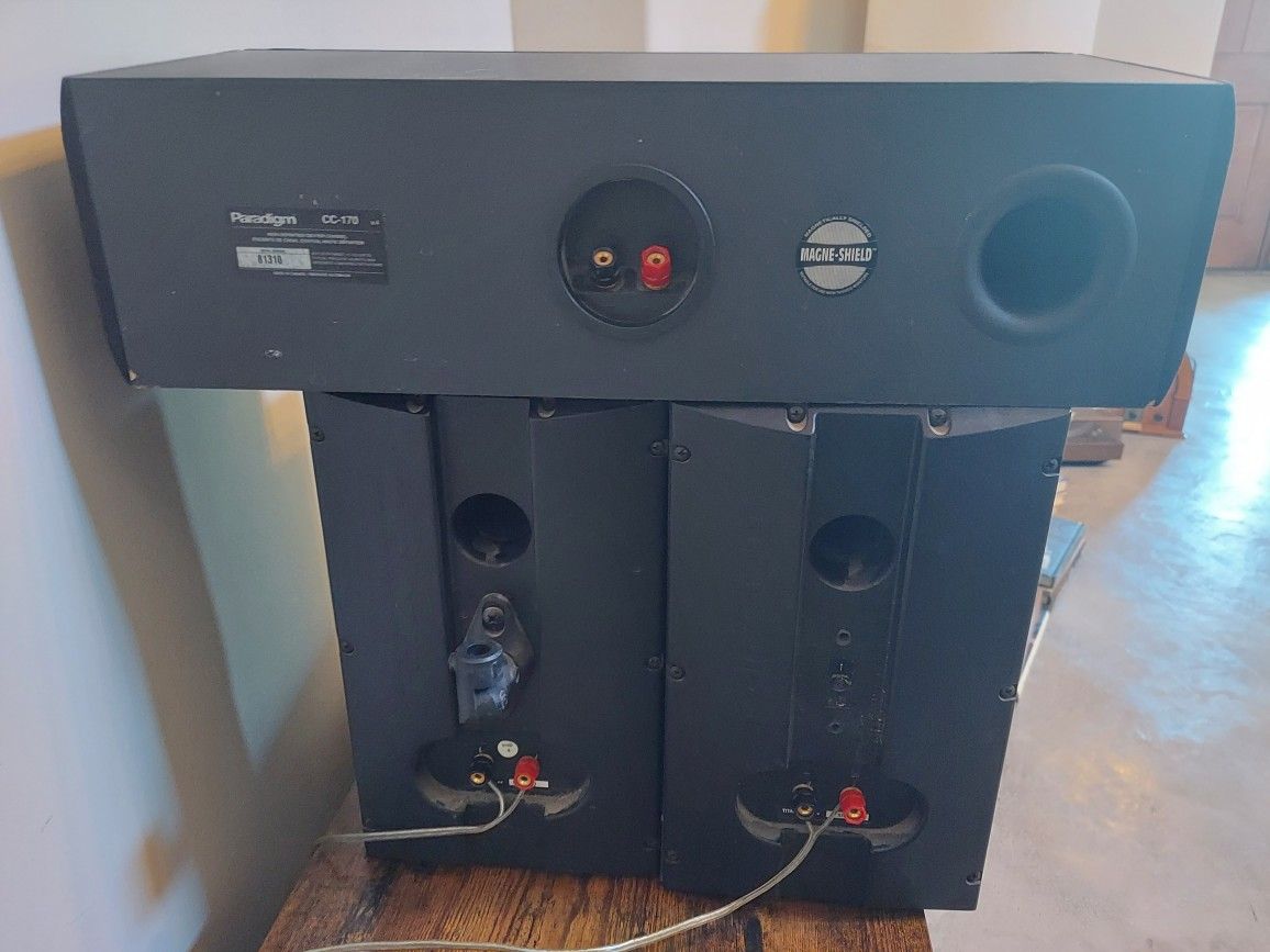 Paradigm Titan v4 Bookshelf and CC 170 v4 Center Speakers for Sale in ...