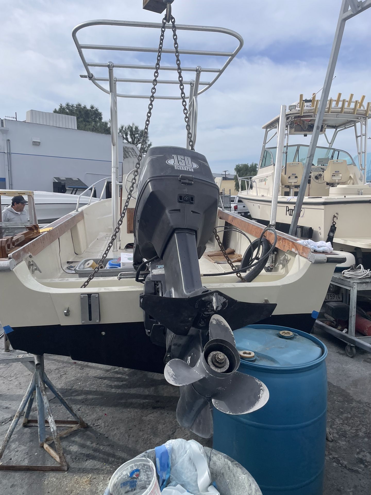 1998 Johnson 150 HP outboard with binnacle control and rpm gauge ...
