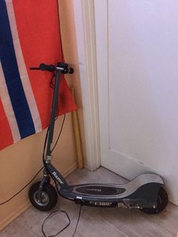 Razor Electric Scooter E300 Red