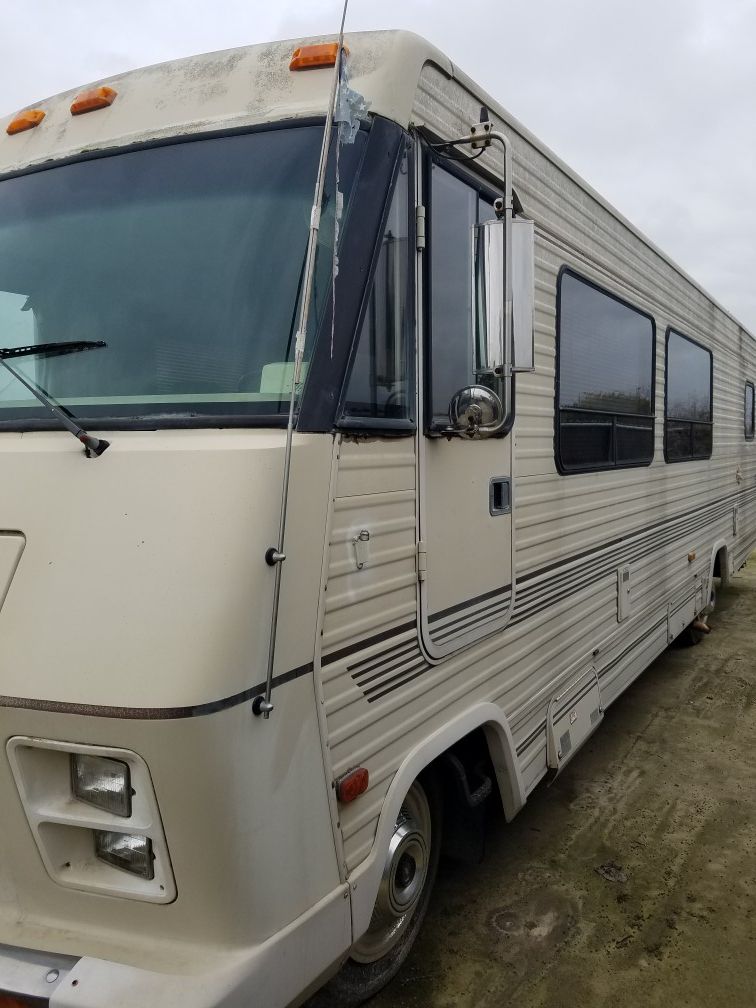 1986 32" motorhome for Sale in Fresno, CA - OfferUp