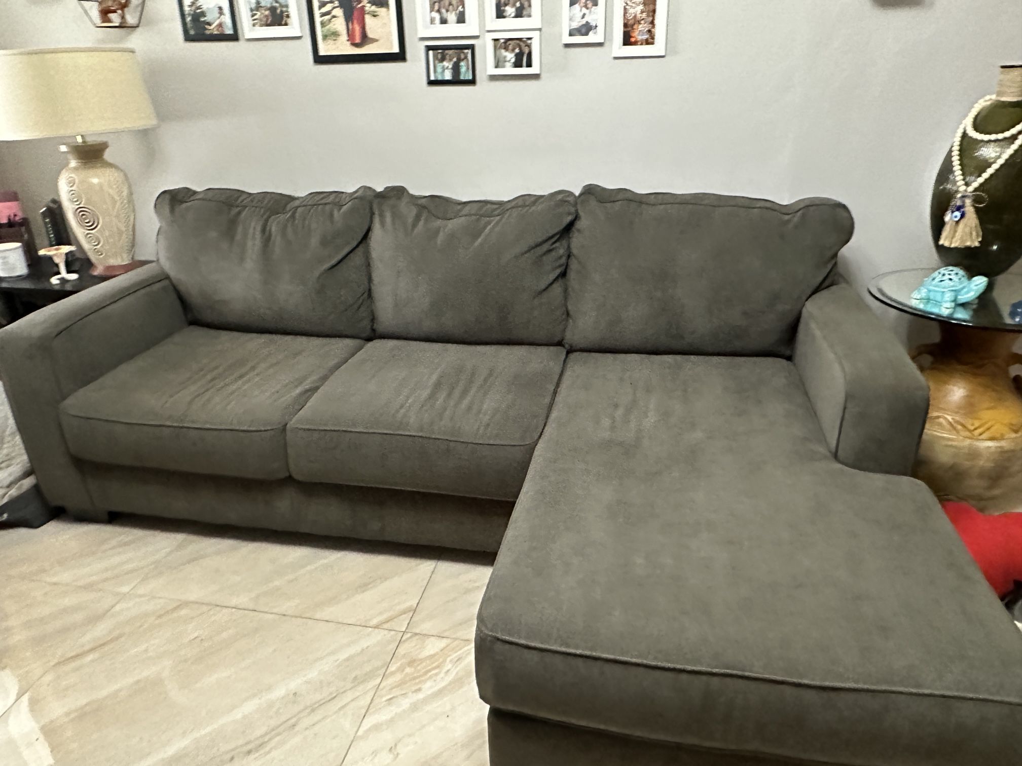 Hodan Marble Sofa Chaise Loveseat | Baci Living Room