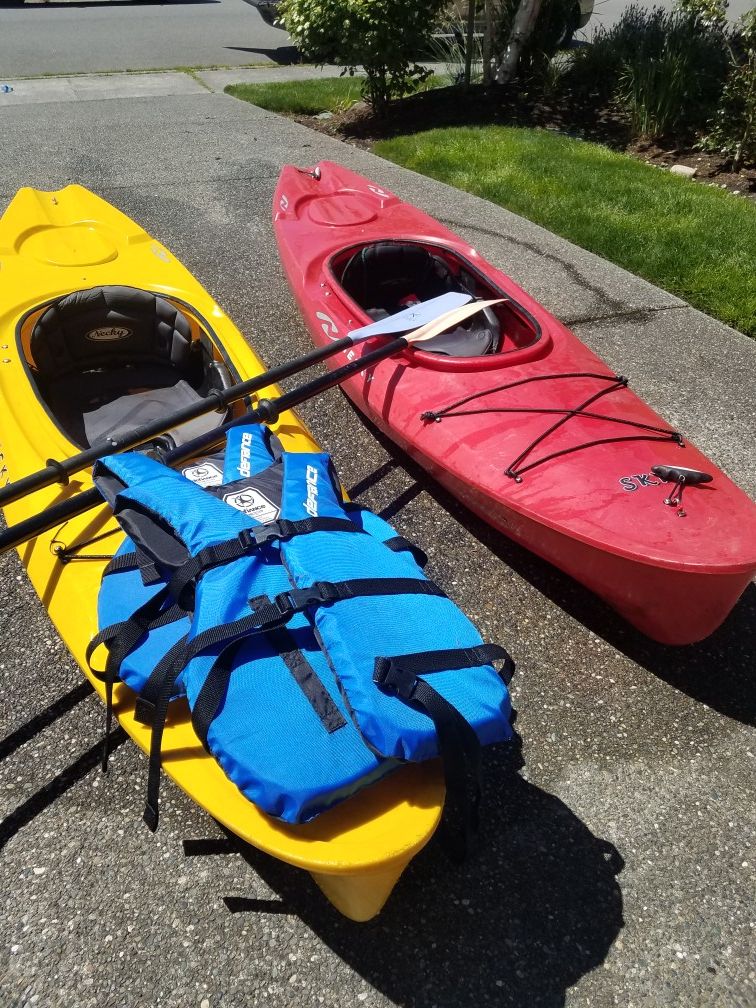 Necky Sky 10 Foot Kayaks With Paddles And Life Jackets. $450.00 For All ...