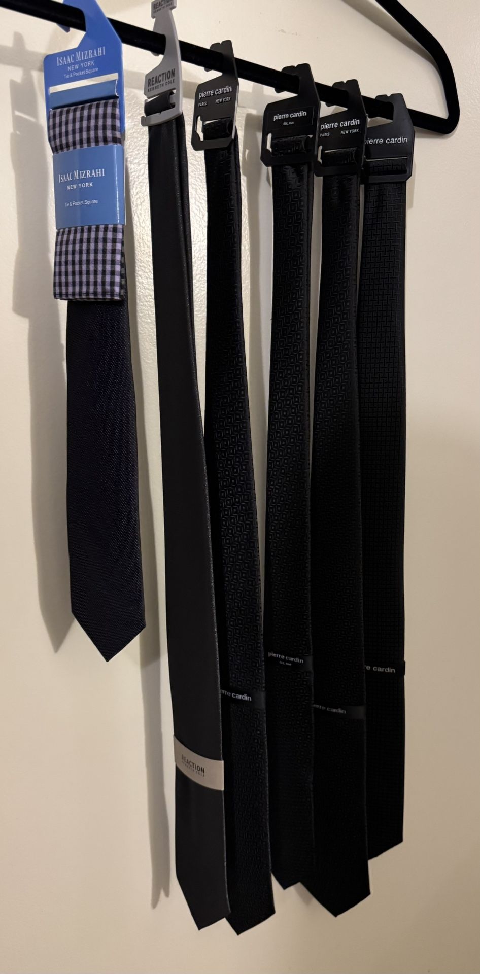 Mens Tie Brand New Pierre Cardin Reaction Kenneth Cole for Sale in Los ...