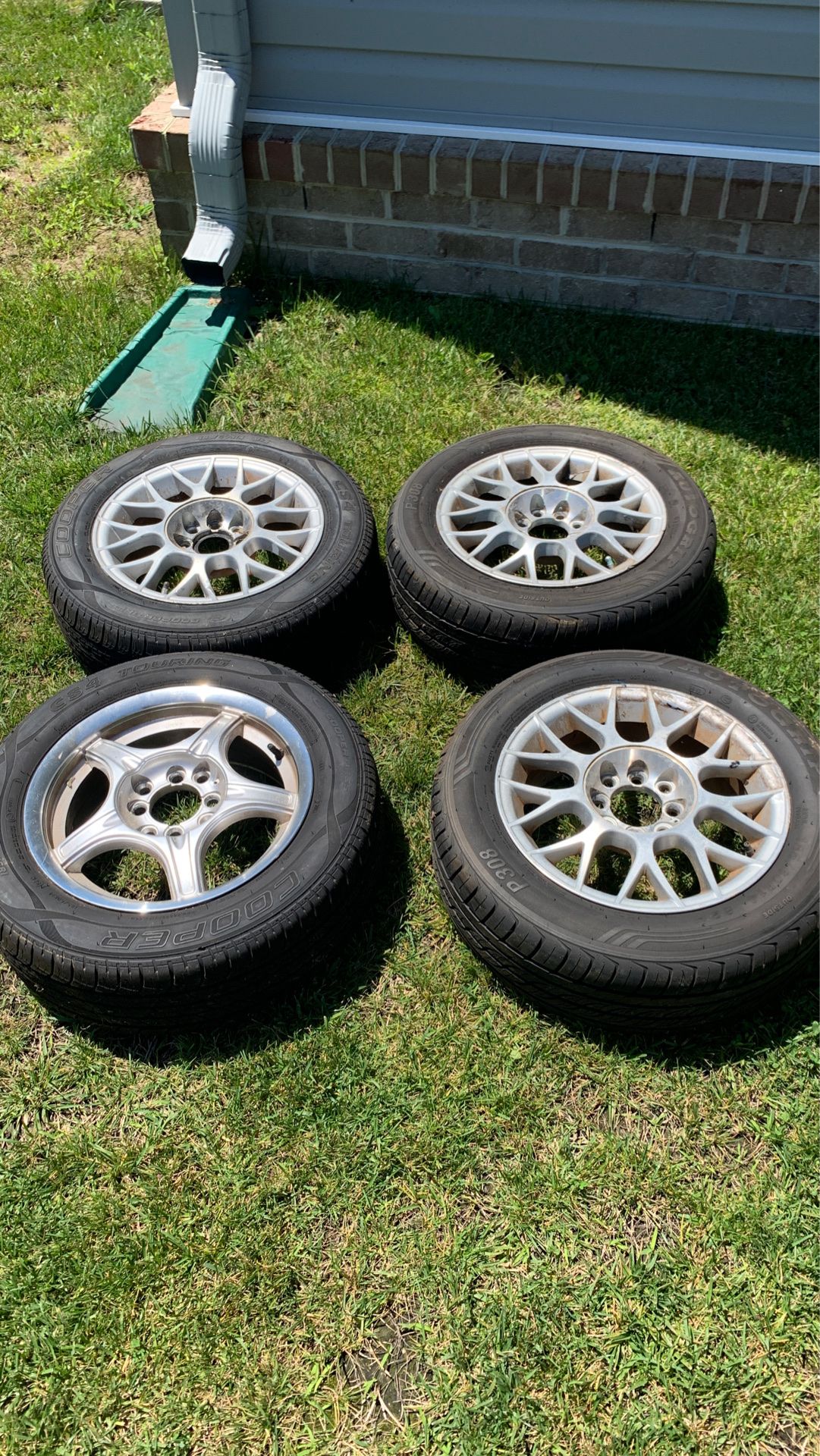 185/60/r14 tires with 14 rims for Sale in Chesapeake, VA - OfferUp